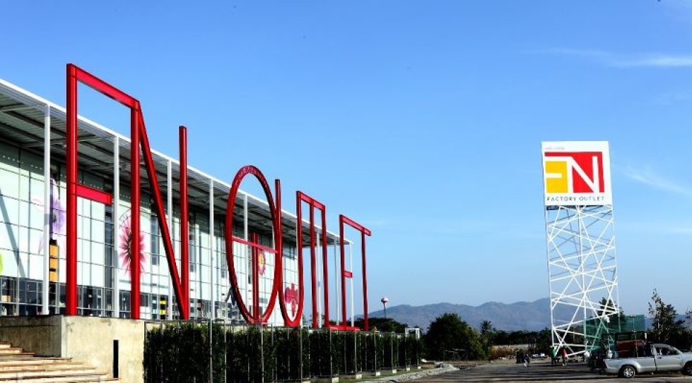 Thailand's FN Factory Outlet mulls 25% share sale in IPO